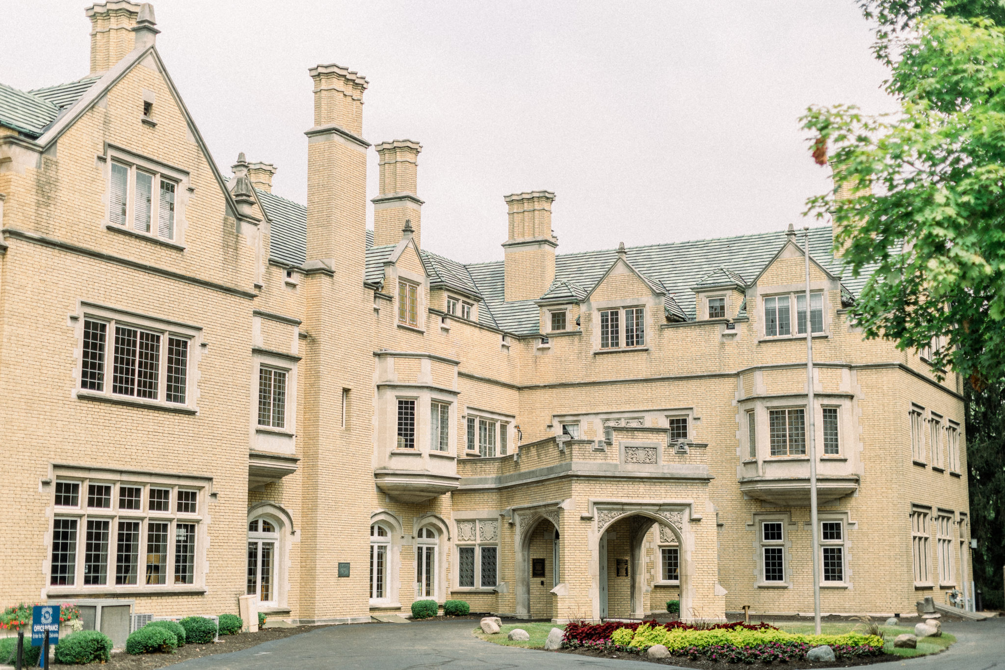 A Black Tie Wedding at Laurel Hall in Indianapolis