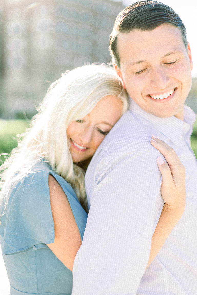Alyssa + Mason | A Sunny Downtown Indianapolis Engagement