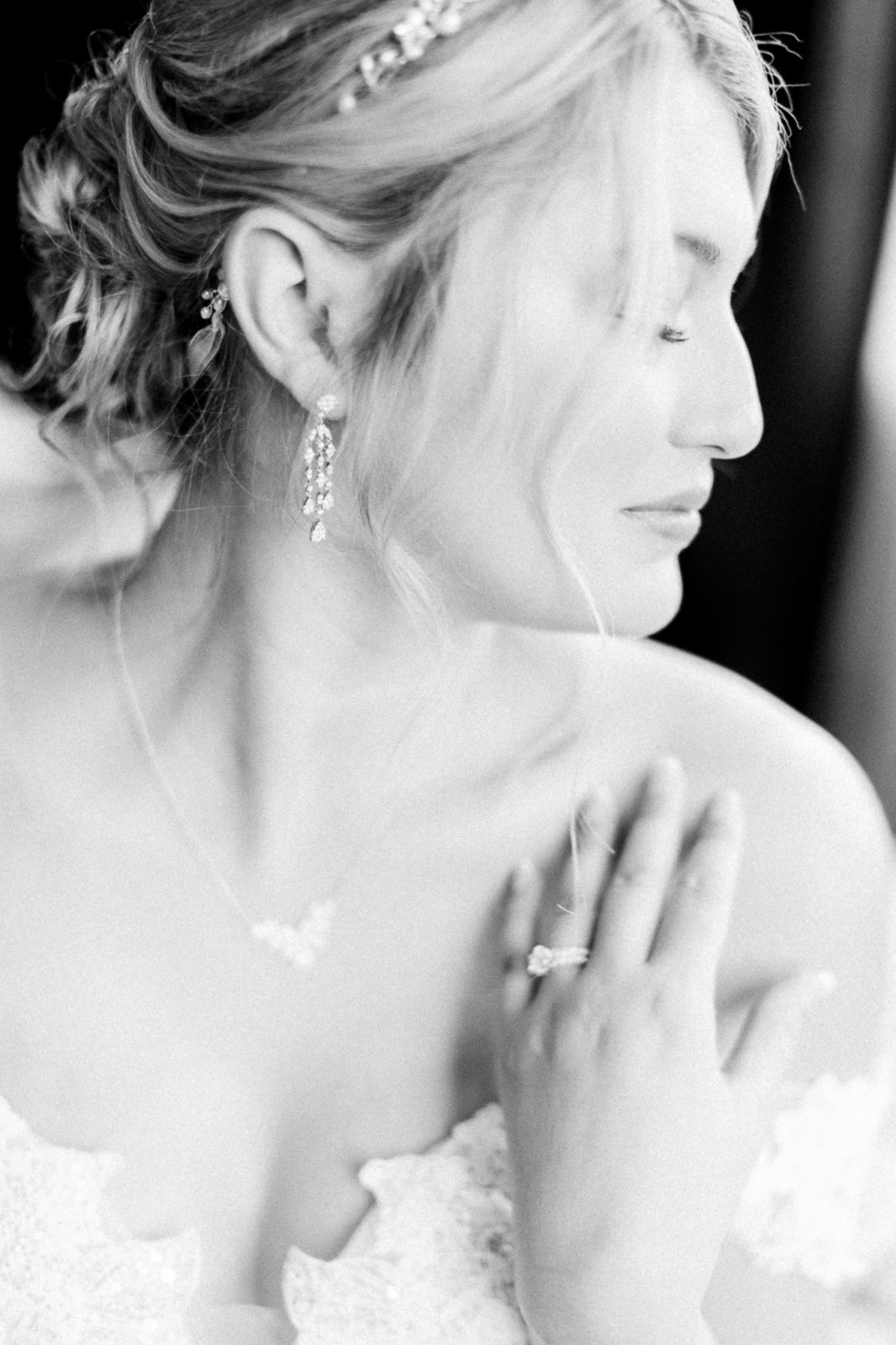 An Industrial + Historic Downtown Covington Kentucky Wedding