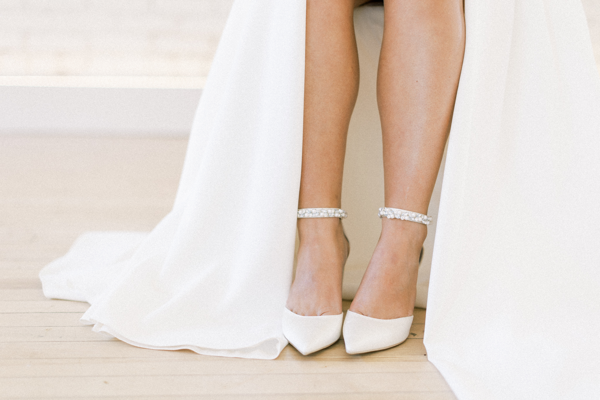 A Modern Wedding at Gordon Green in Cleveland | Mr + Mrs Barnhart