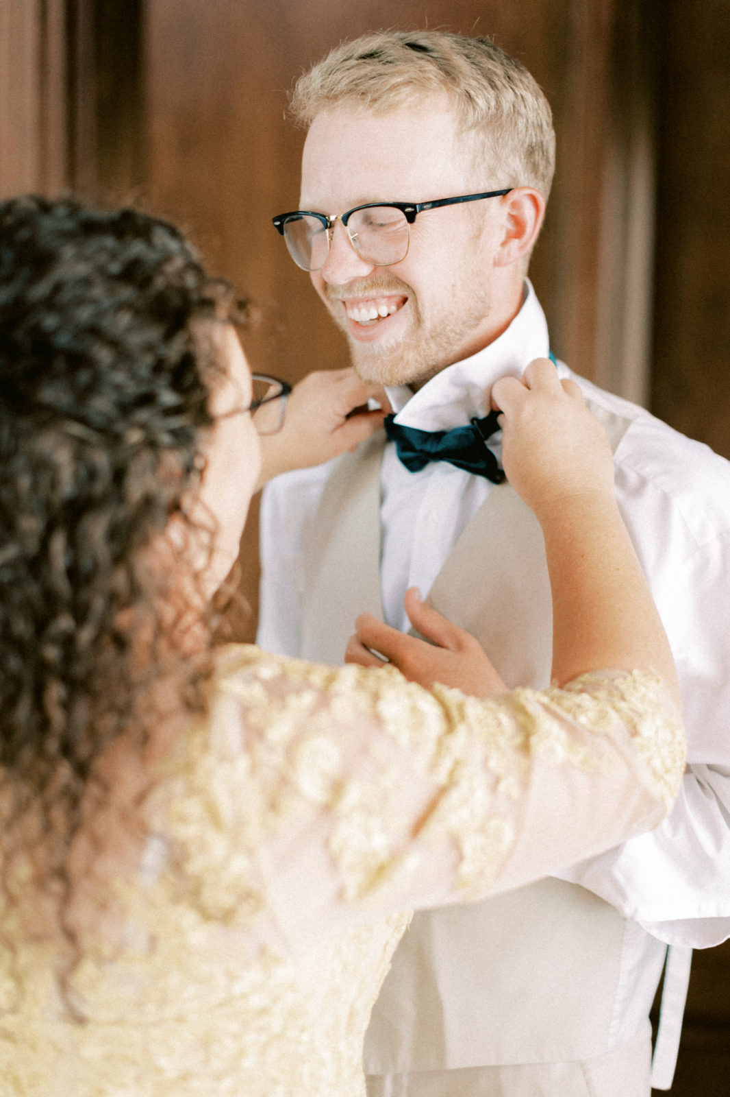 A Late Summer Wedding at Lizton Lodge in Indiana | The Holtzes