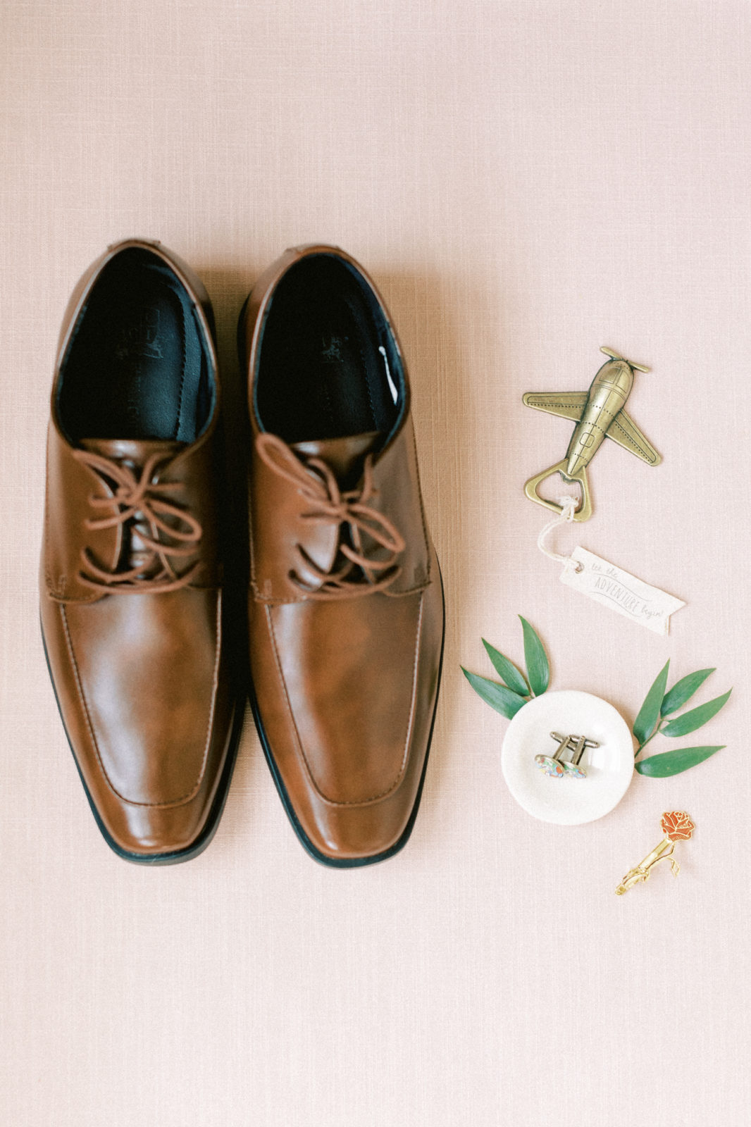 A Romantic Fall Wedding at Gable Hill | The Roth's