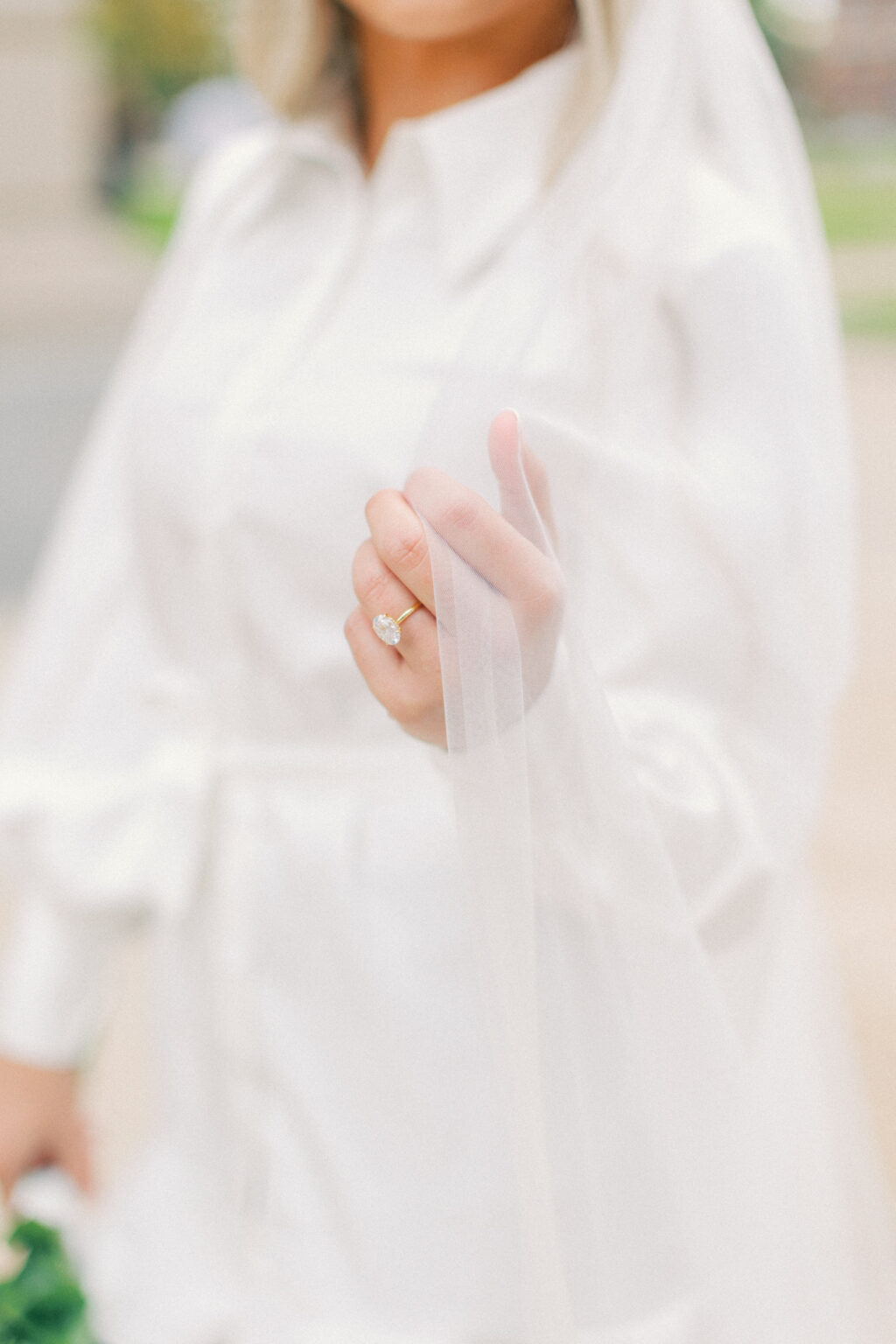 A Chic & Stylish City Engagement Session in Indiana