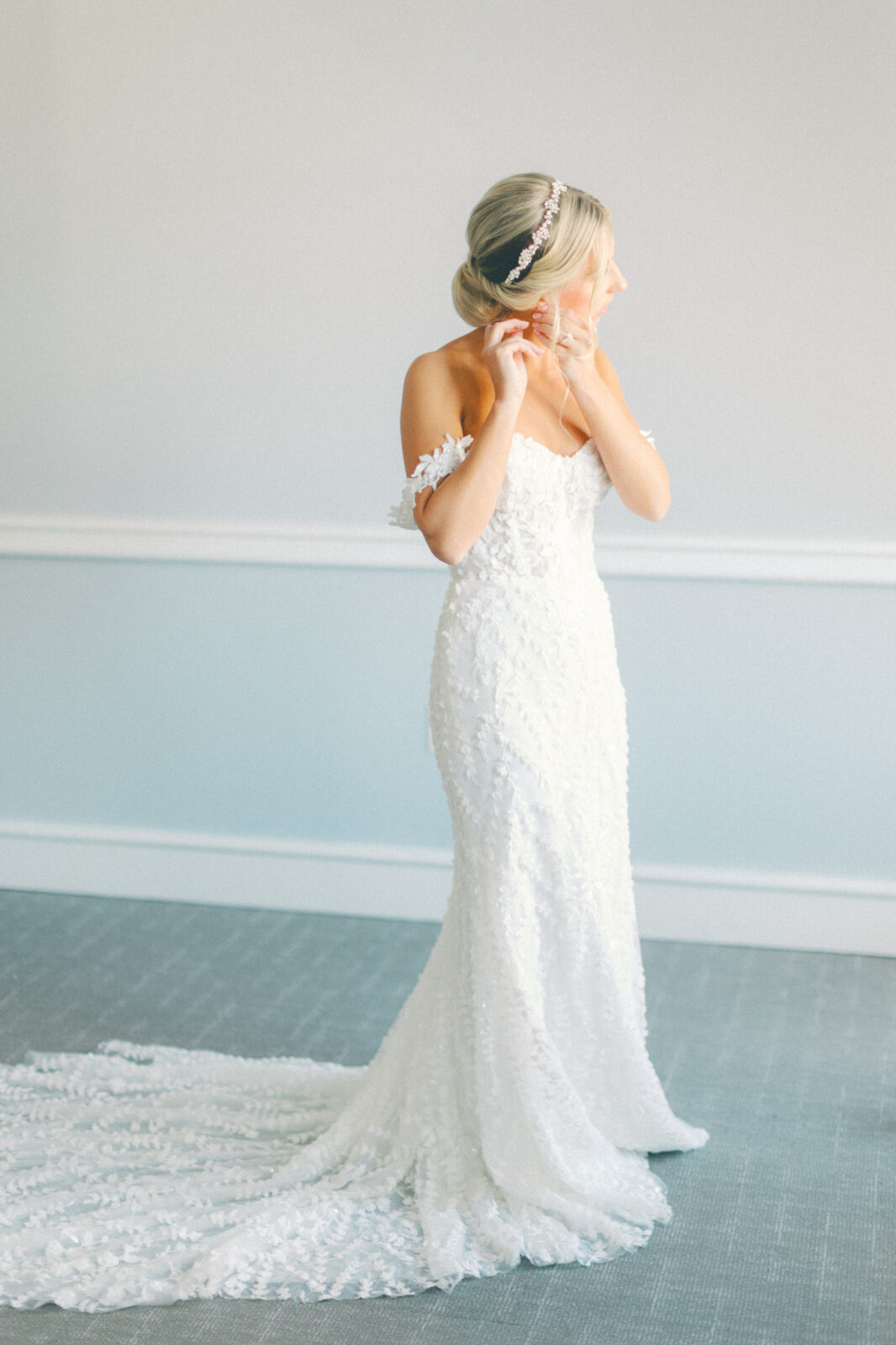 Kaitlyn + Josh | Indianapolis Wedding Photographer | Hawthorns Country Club